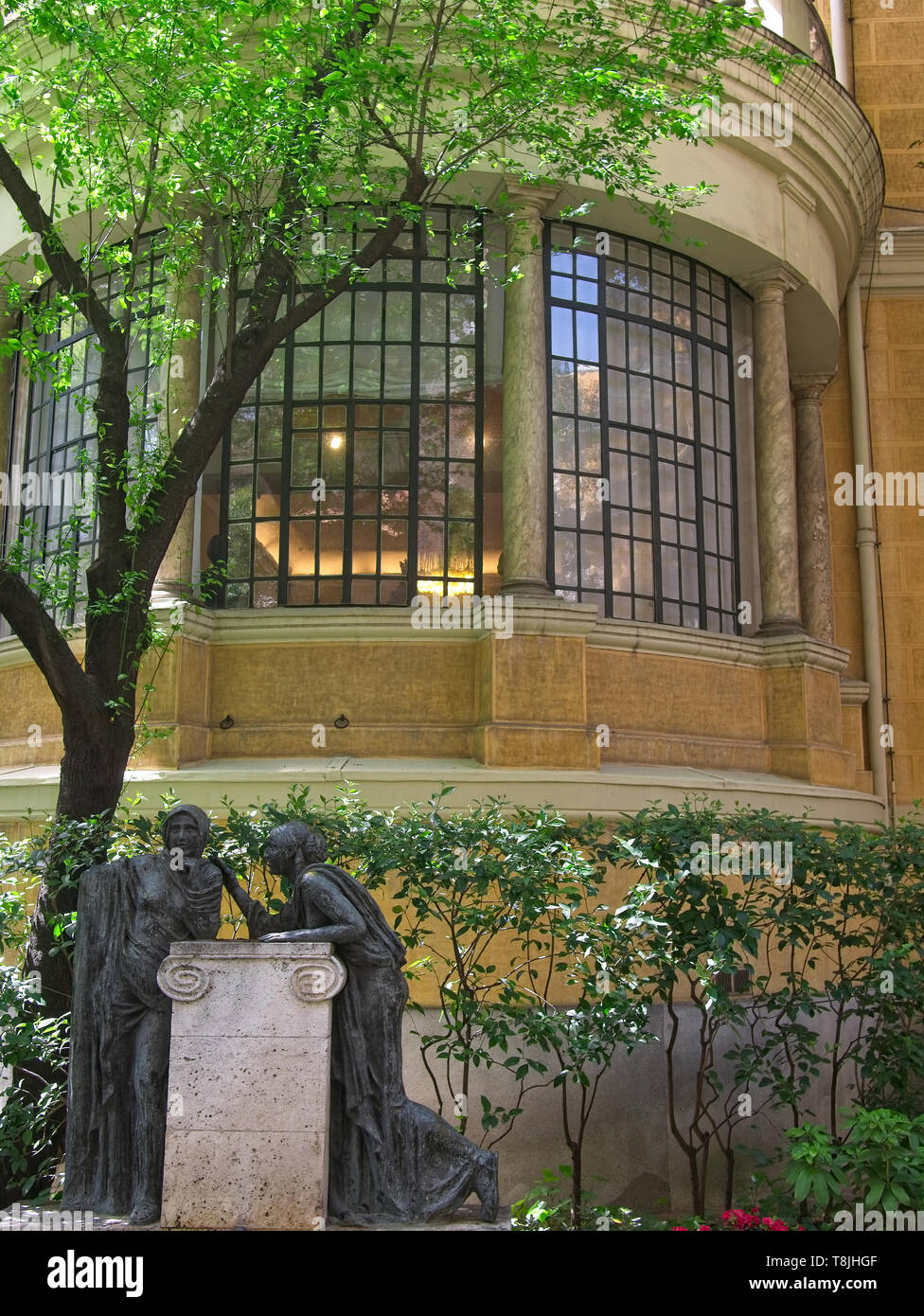 Sorolla museum facade hi-res stock photography and images - Alamy