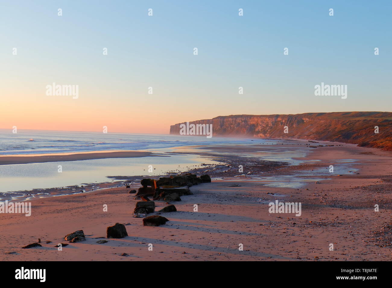 Reighton north yorkshire hi-res stock photography and images - Alamy