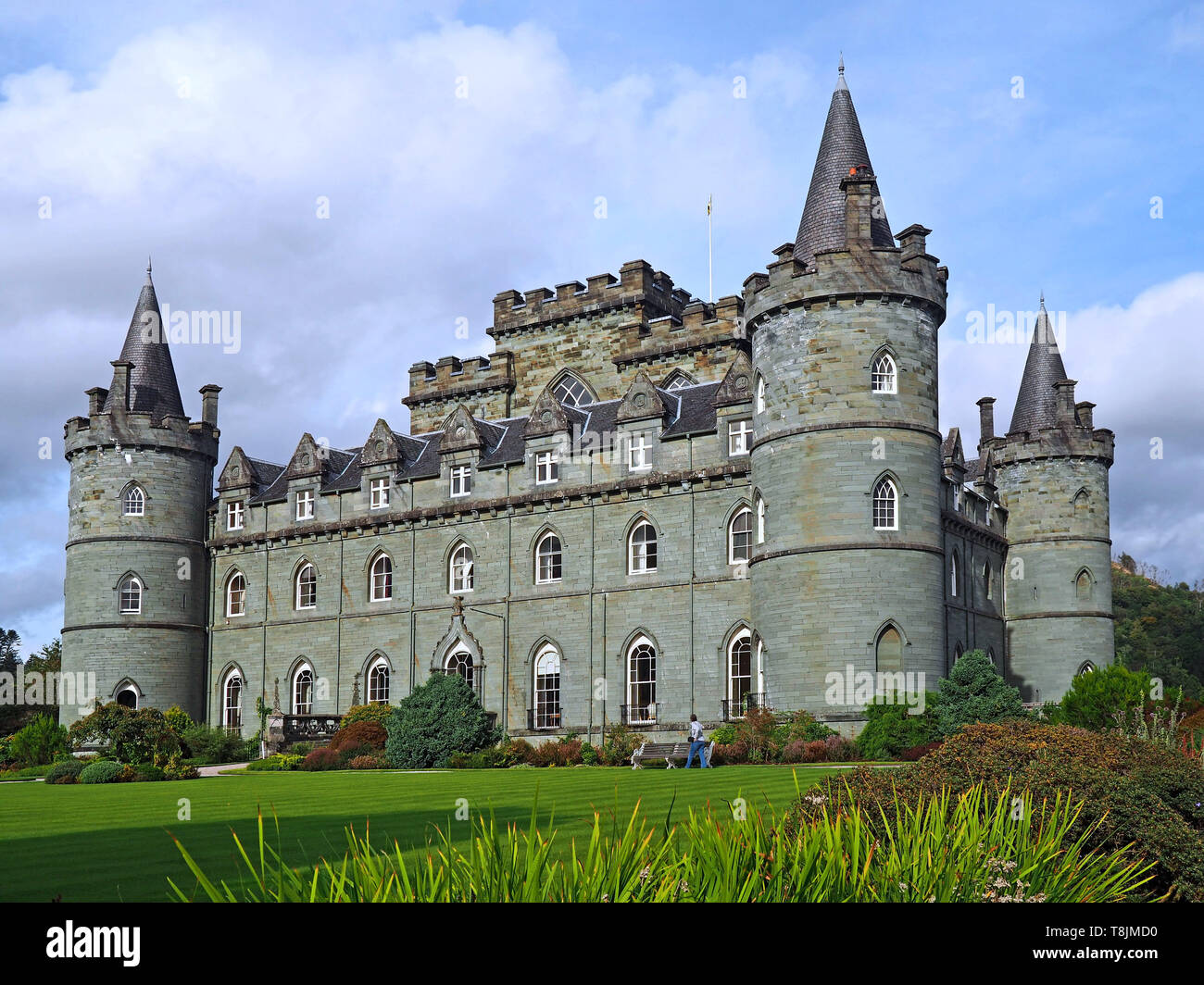 INVERARAY, SCOTLAND - SEPTEMBER 2016: Inveraray Castle, on the shores ...