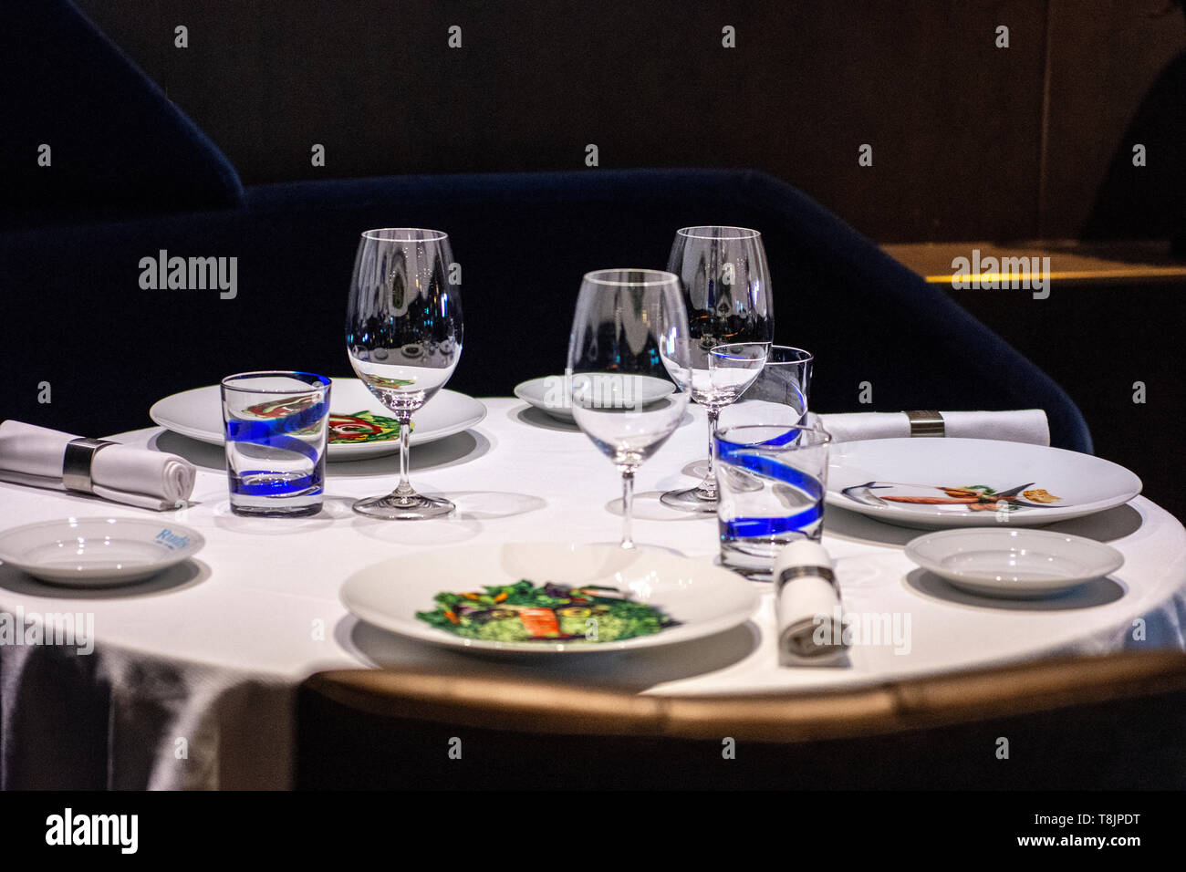 Formal occasion hi-res stock photography and images - Alamy