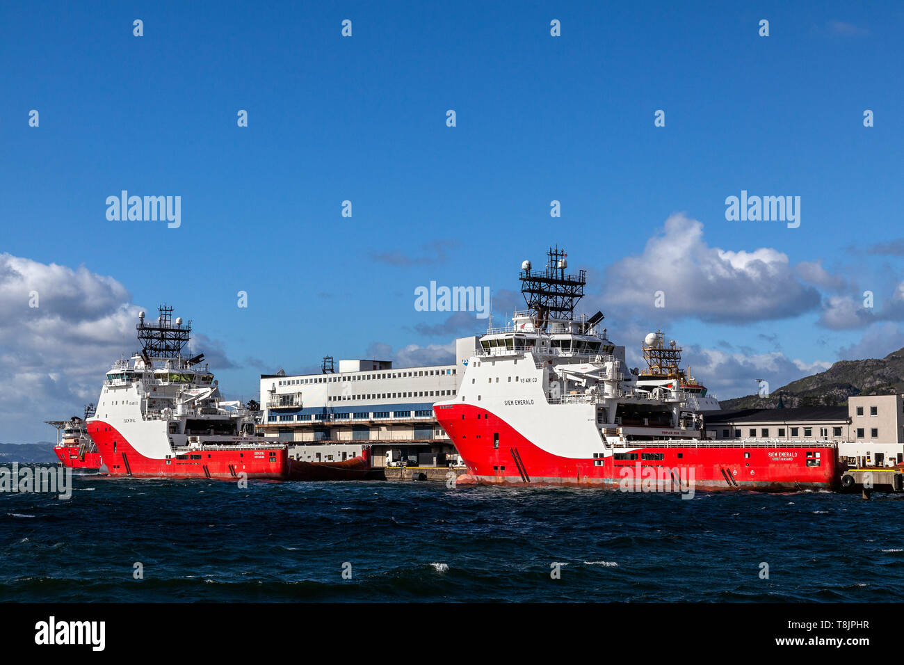Siem emerald hi-res stock photography and images - Alamy