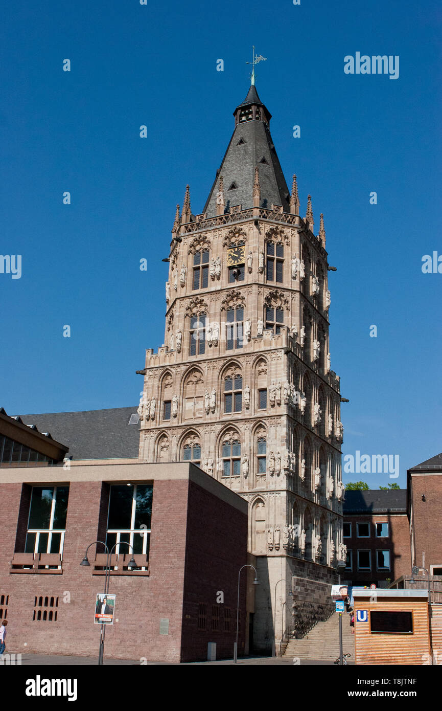 Town Hall clock tower with the Platzjabbeck in Cologne, Germany Stock ...