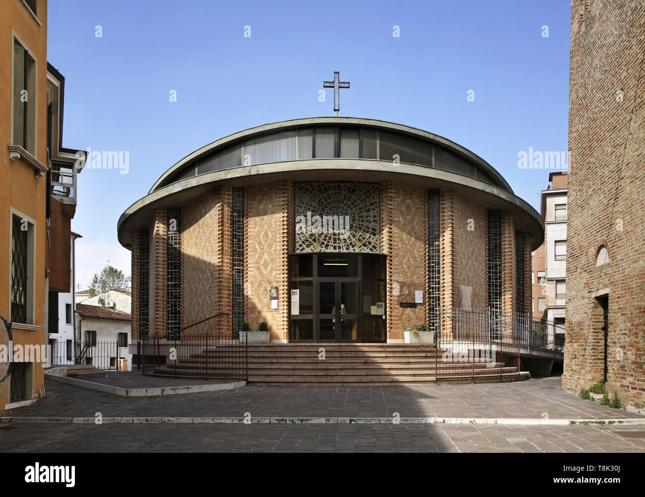 St urbano hi-res stock photography and images - Alamy