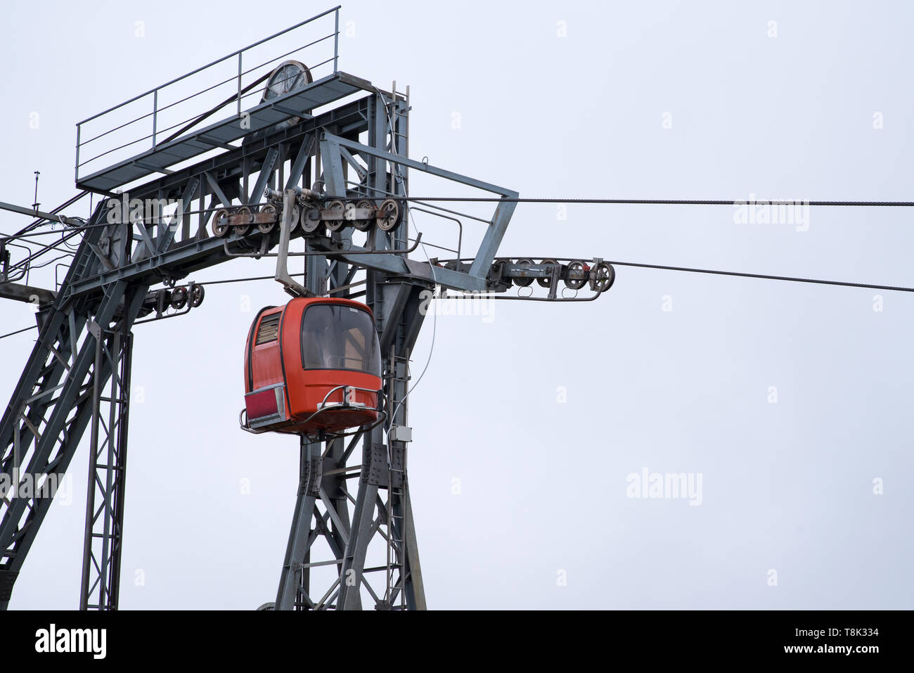 Gondola lift cabin hi-res stock photography and images - Alamy