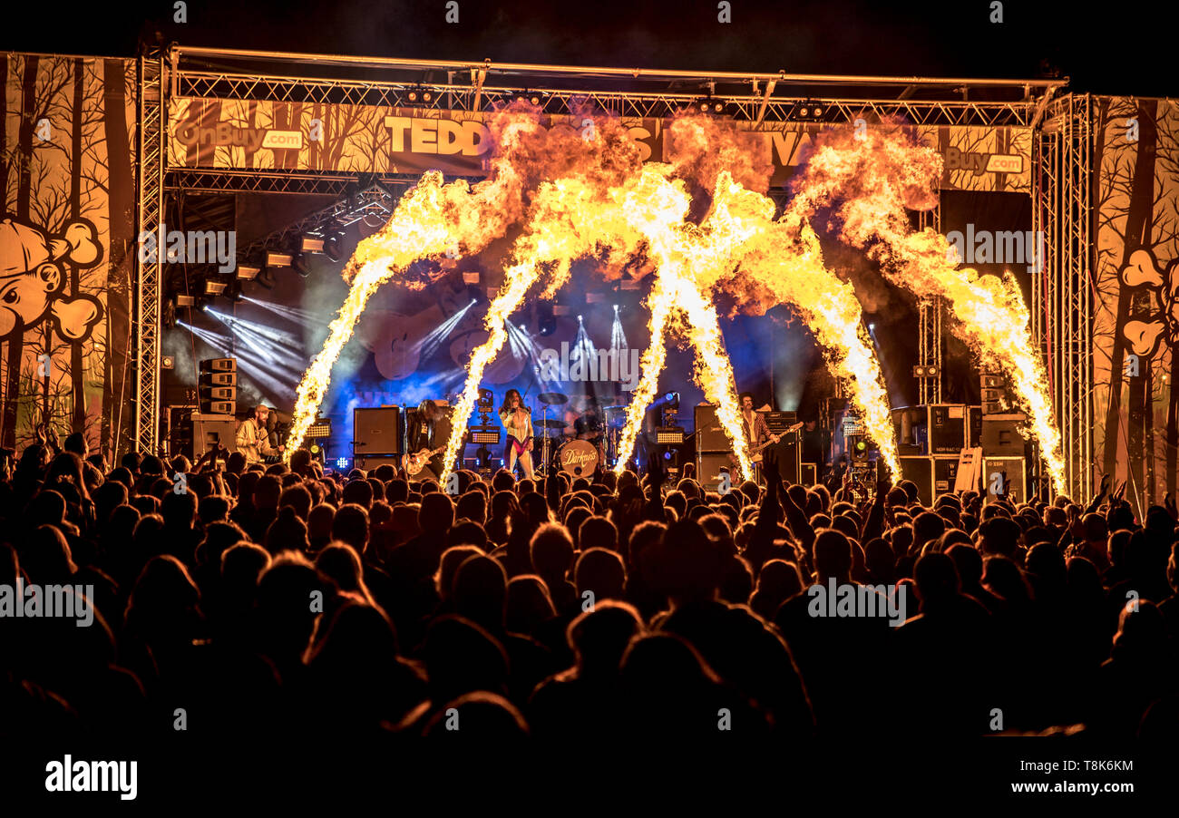 The Darkness headlining Saturday night at Teddy Rocks festival 2019 ...