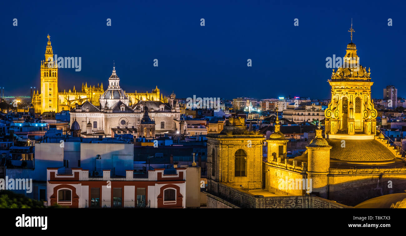 Seville city skyline hi-res stock photography and images - Alamy