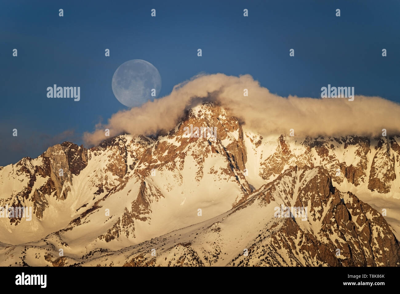 Moon Behind The Mountain High Resolution Stock Photography and Images ...