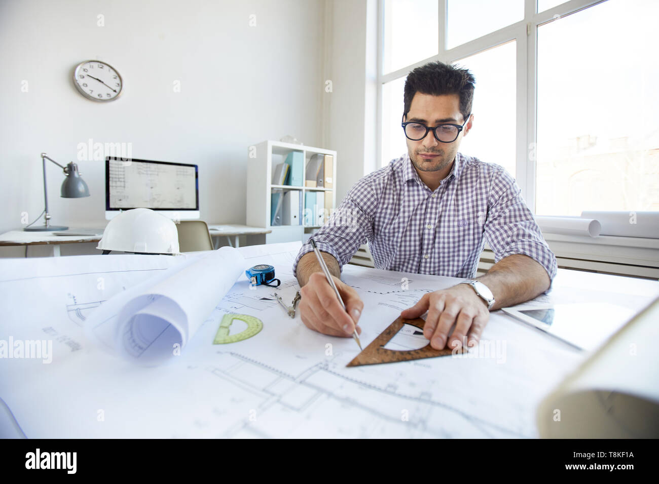 Civil engineer drawing hi-res stock photography and images - Alamy
