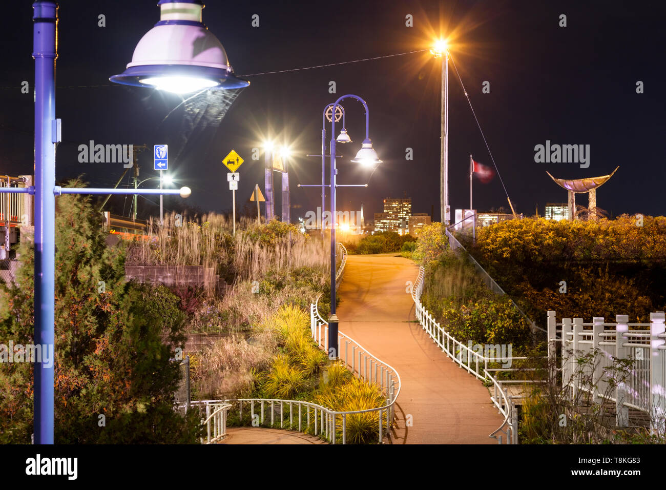 The Reversing Falls Lookout Point park at night in Saint John, New ...
