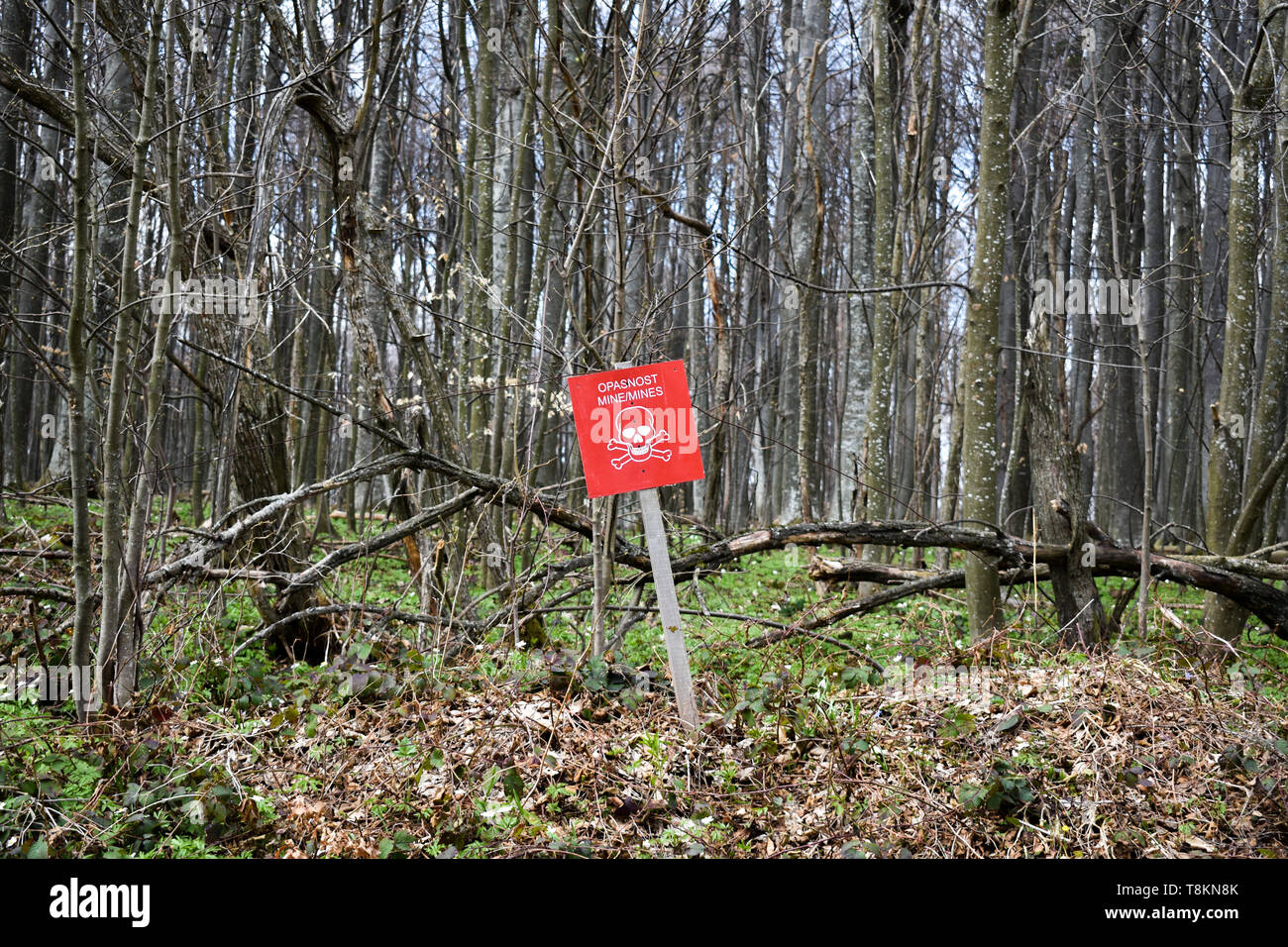 Minefield warning sign hi-res stock photography and images - Alamy