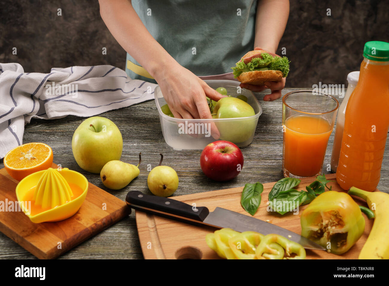 Lunch box vegetables mother hi-res stock photography and images - Alamy