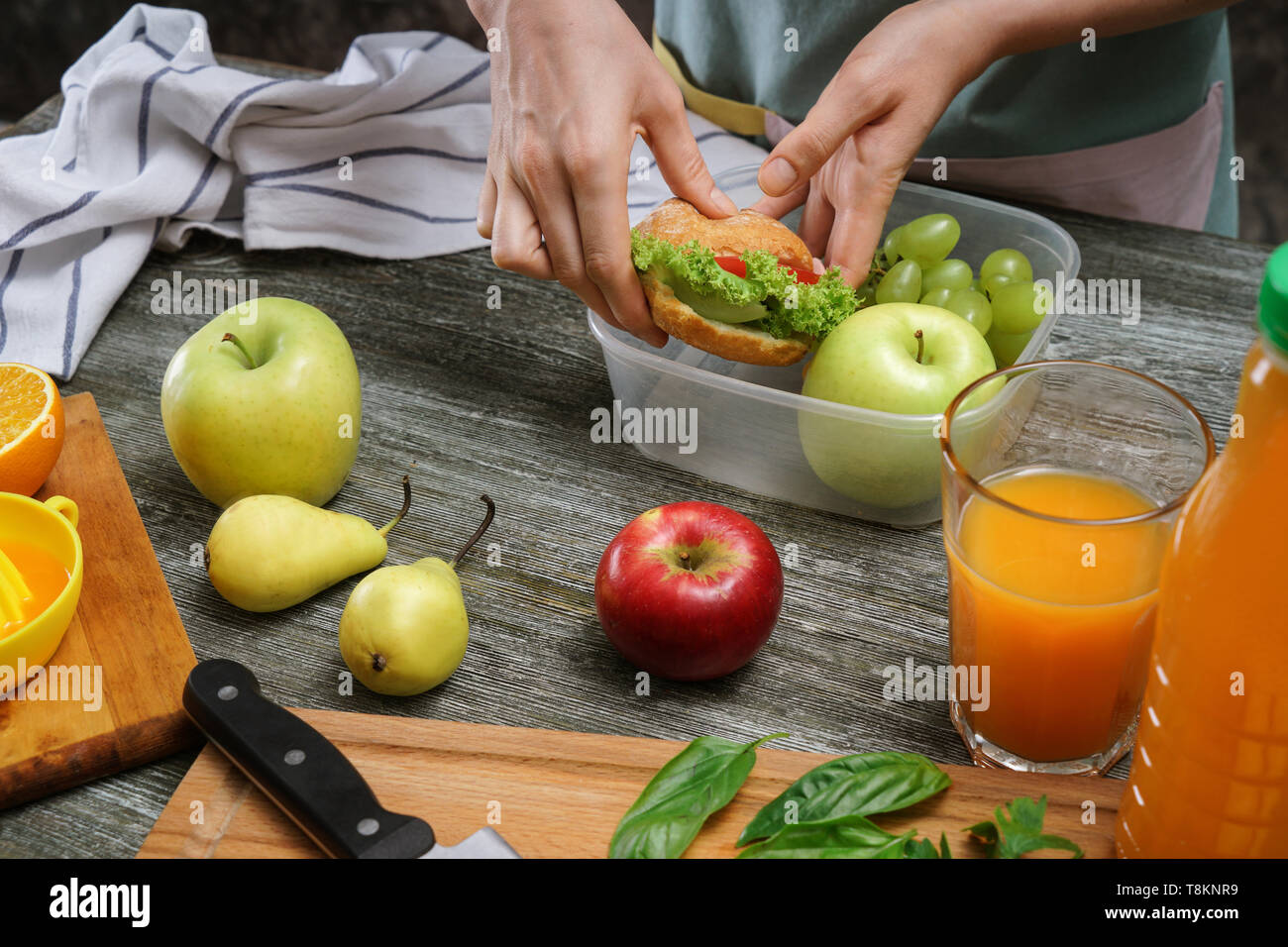 Lunch box vegetables mother hi-res stock photography and images - Alamy