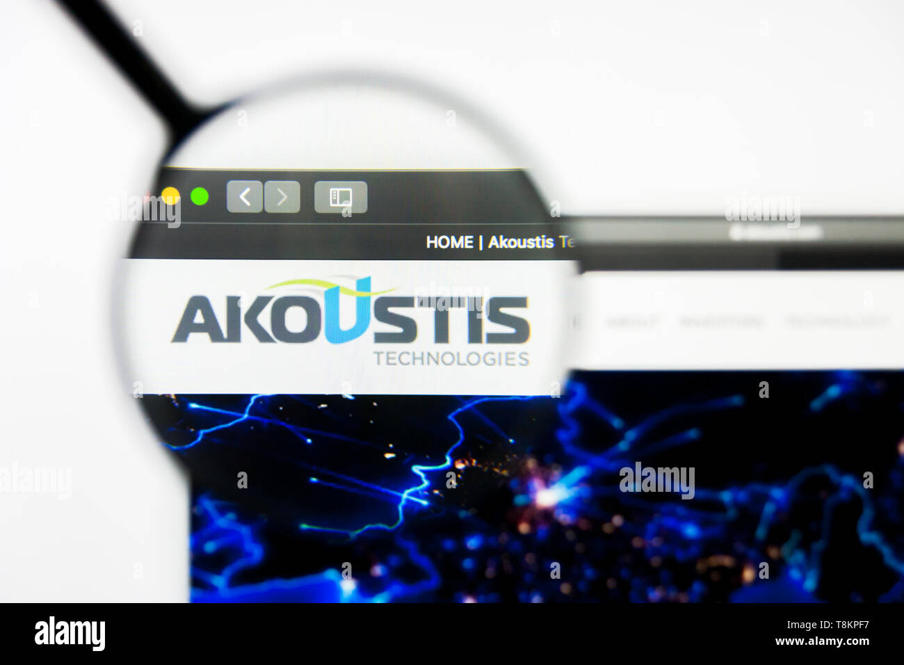 Akoustis hi-res stock photography and images - Alamy