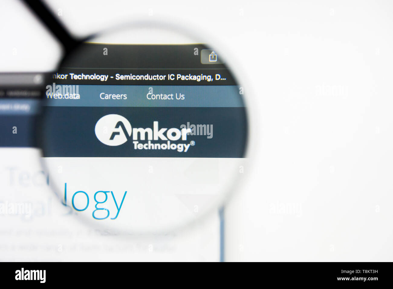Amkor logo hi-res stock photography and images - Alamy