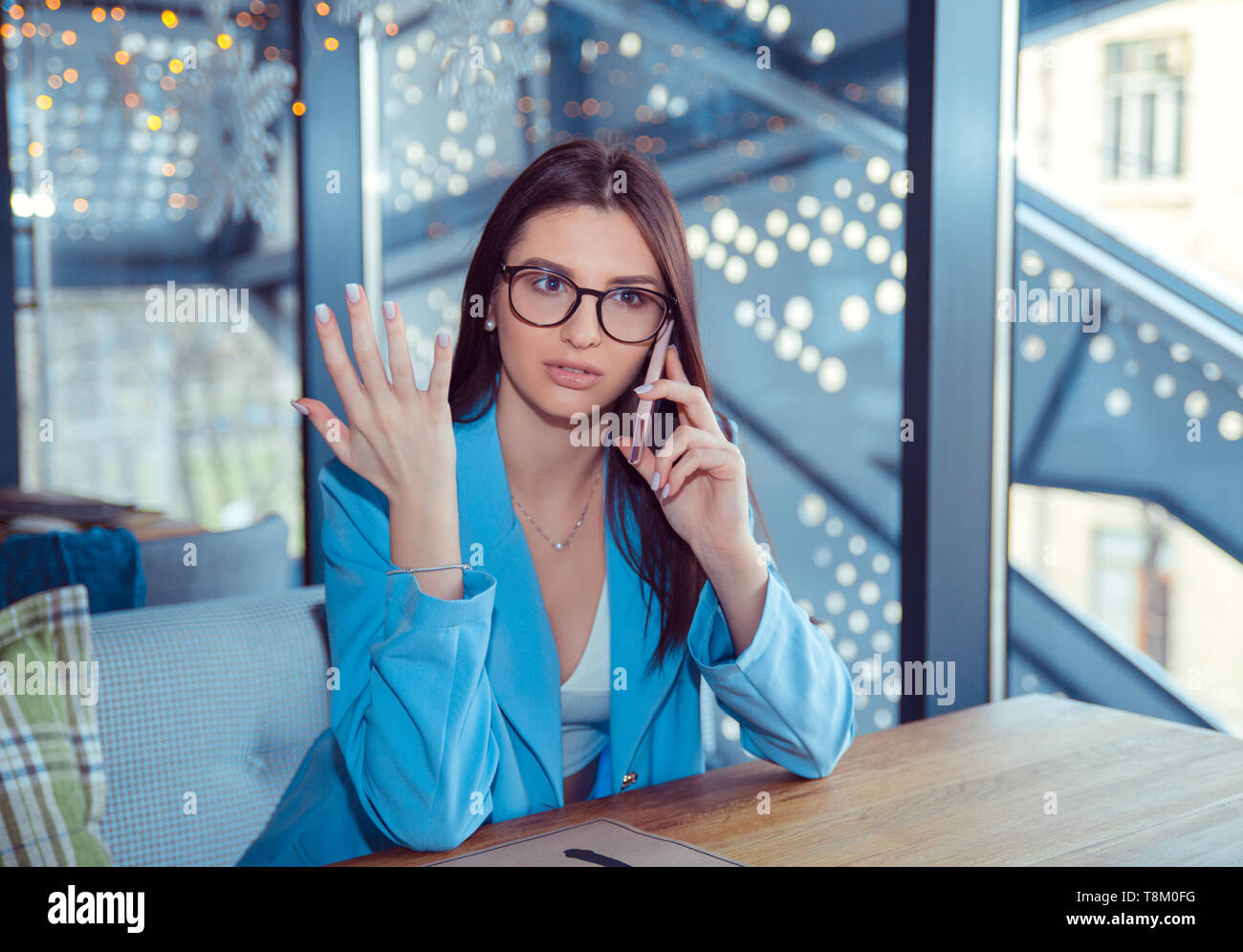 Frustrated conversation hi-res stock photography and images - Alamy