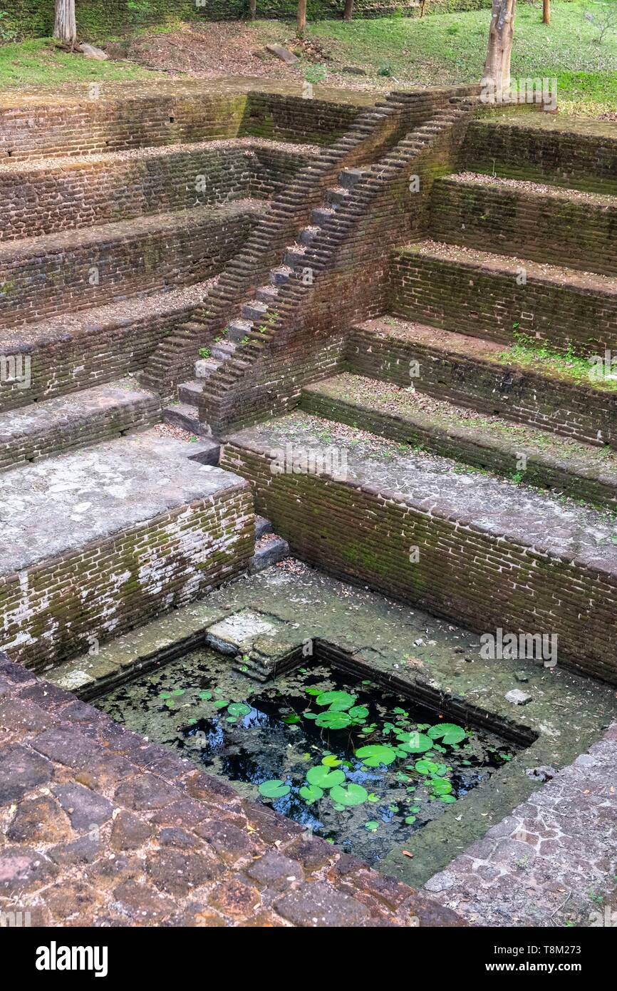 Alahana pirivena complex hi-res stock photography and images - Alamy