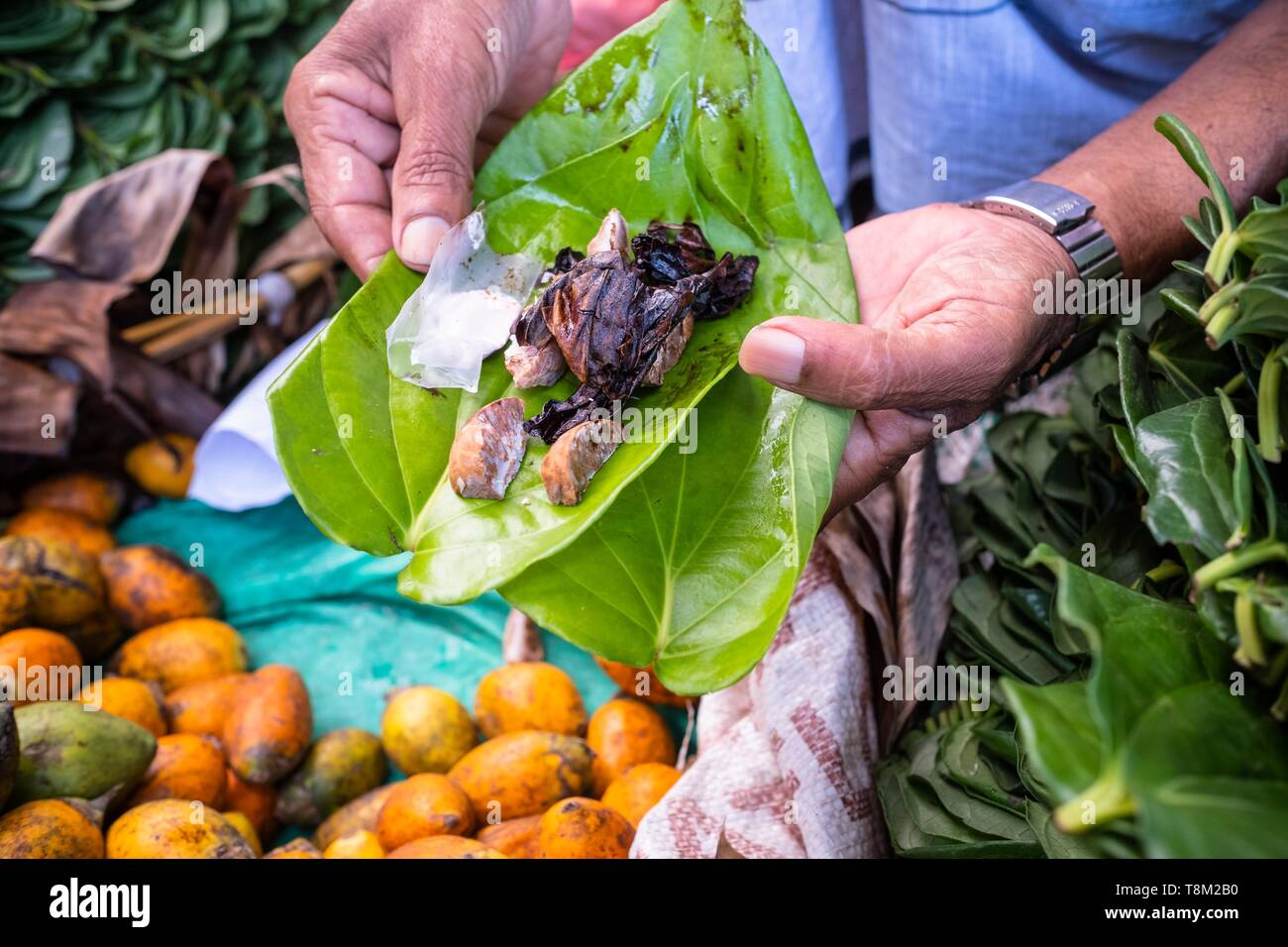 No chewing betel hi-res stock photography and images - Alamy