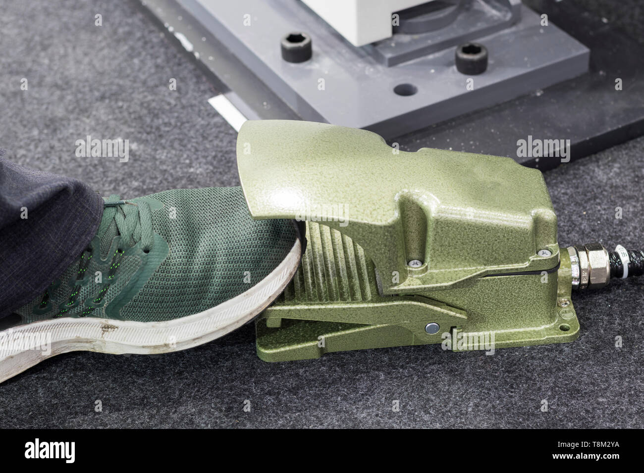 Foot Switch for start / Stop machine operation. ; forging , pressing ...