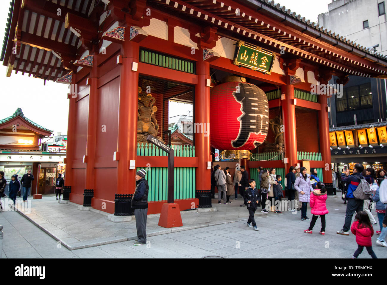 Edo style crafts hi-res stock photography and images - Alamy