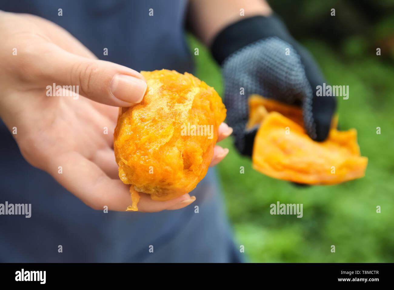 Peeling Pears High Resolution Stock Photography and Images - Alamy
