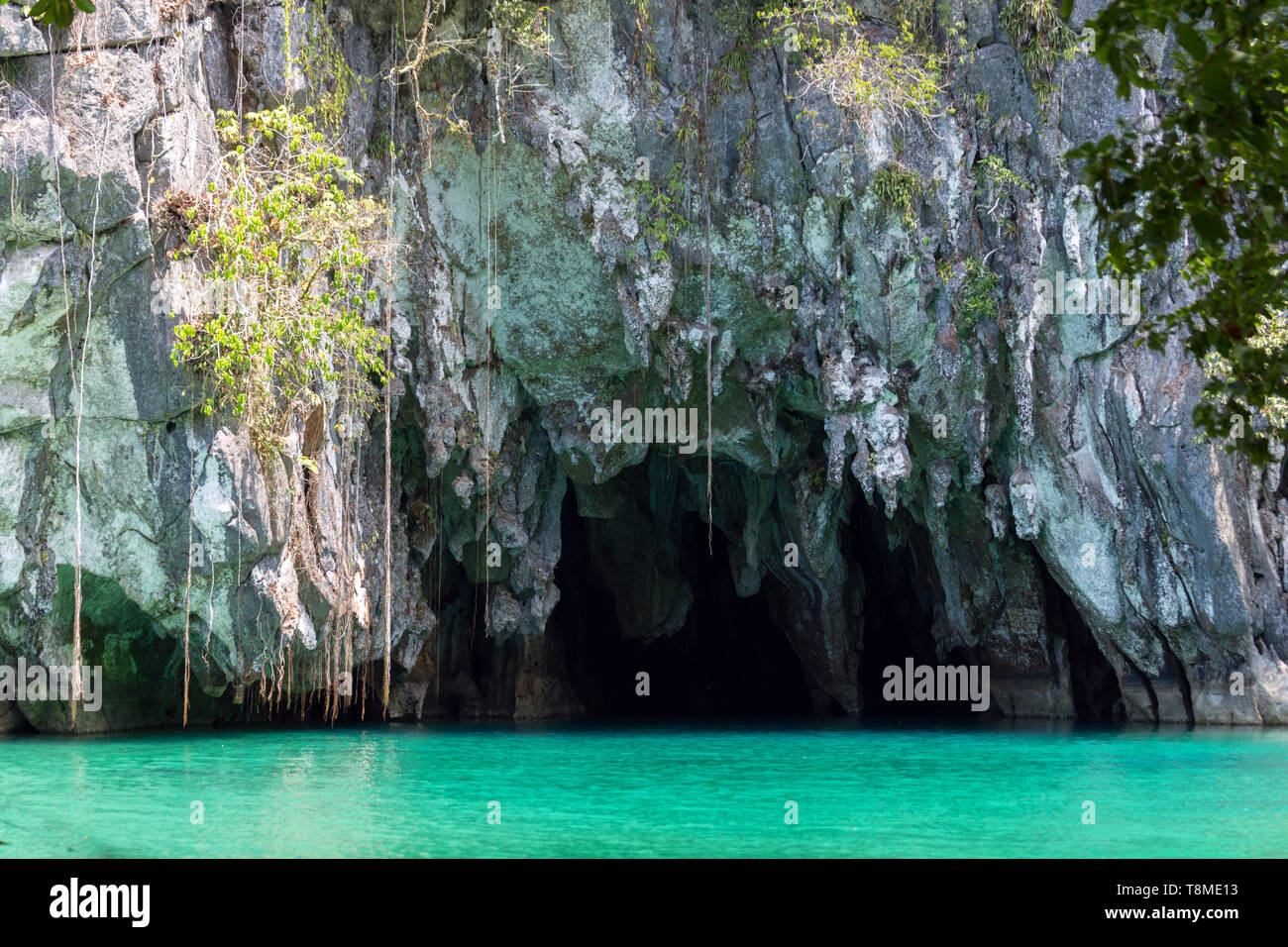 The entrance to the underground river in Puerto Princesa Subterranean ...