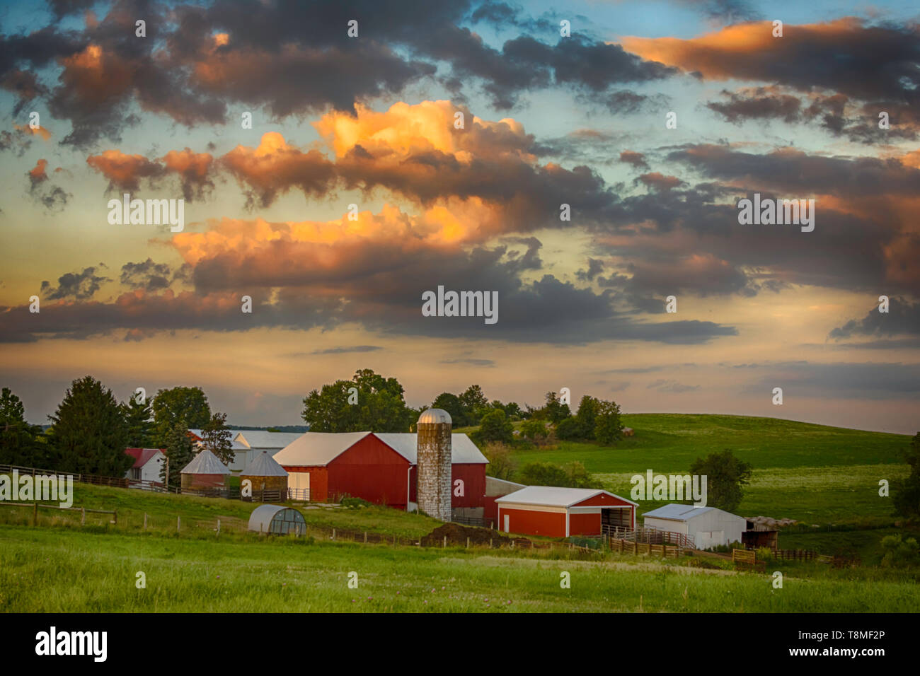 Rural farm background hi-res stock photography and images - Alamy