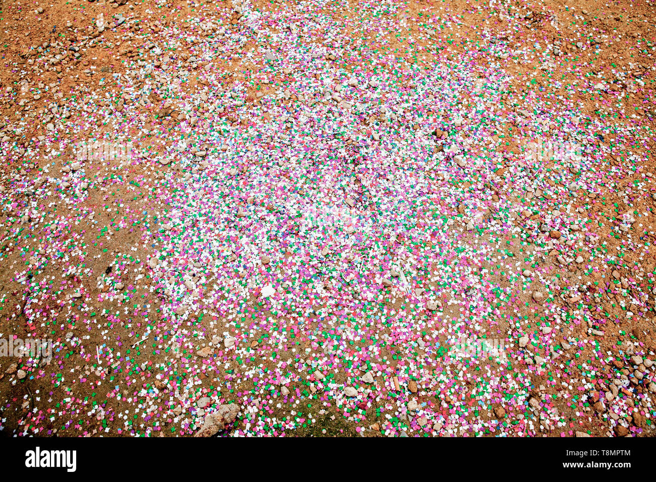 Beautiful confetti falling on hi-res stock photography and images - Alamy