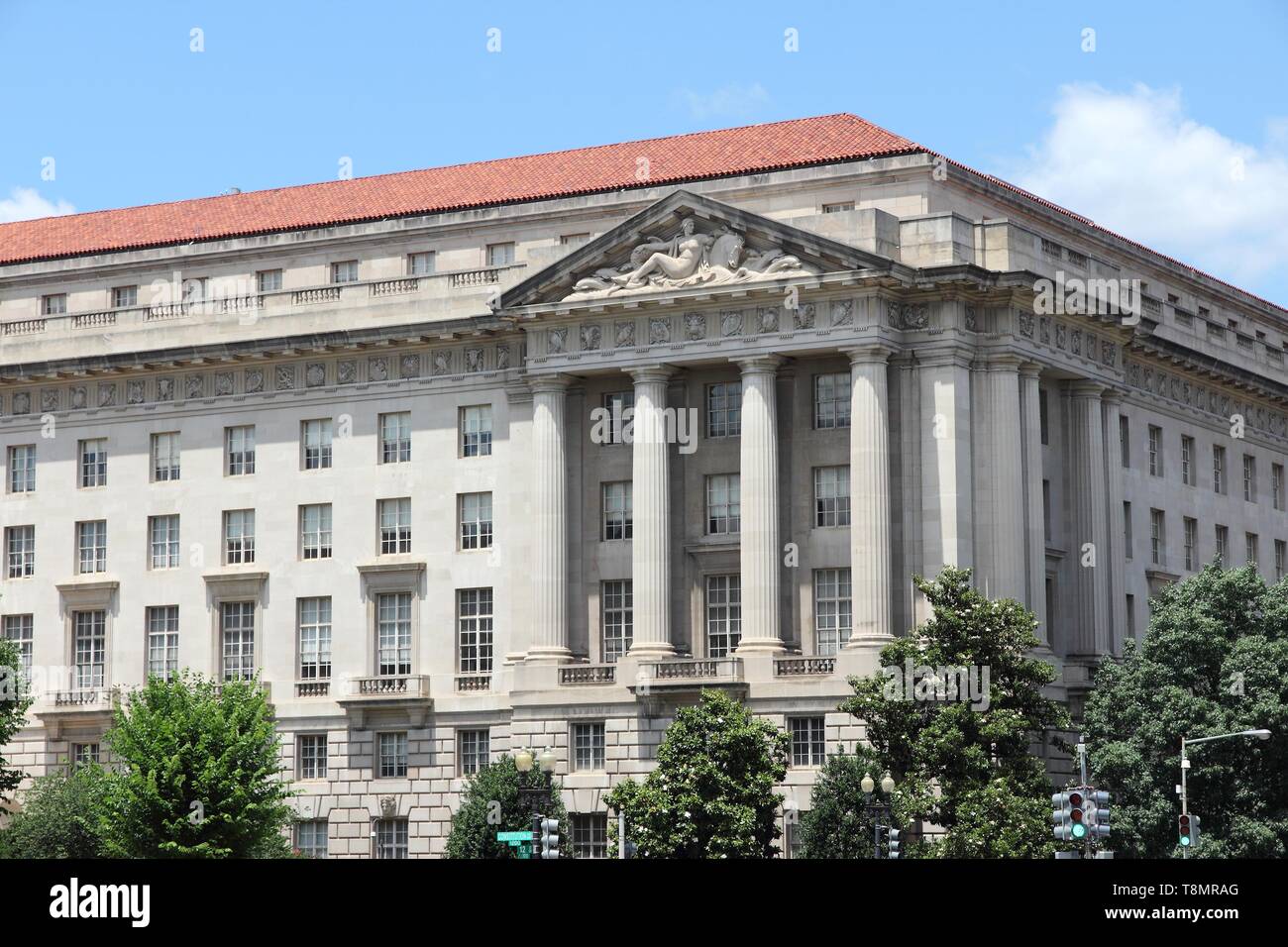 Federal triangle hi-res stock photography and images - Alamy