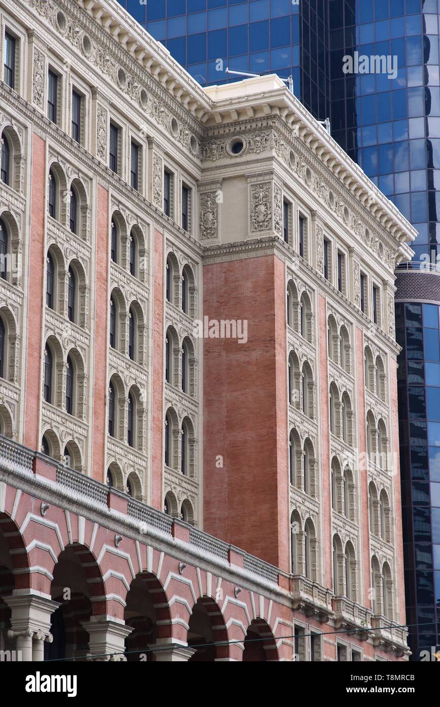Reading terminal station philadelphia hi-res stock photography and ...