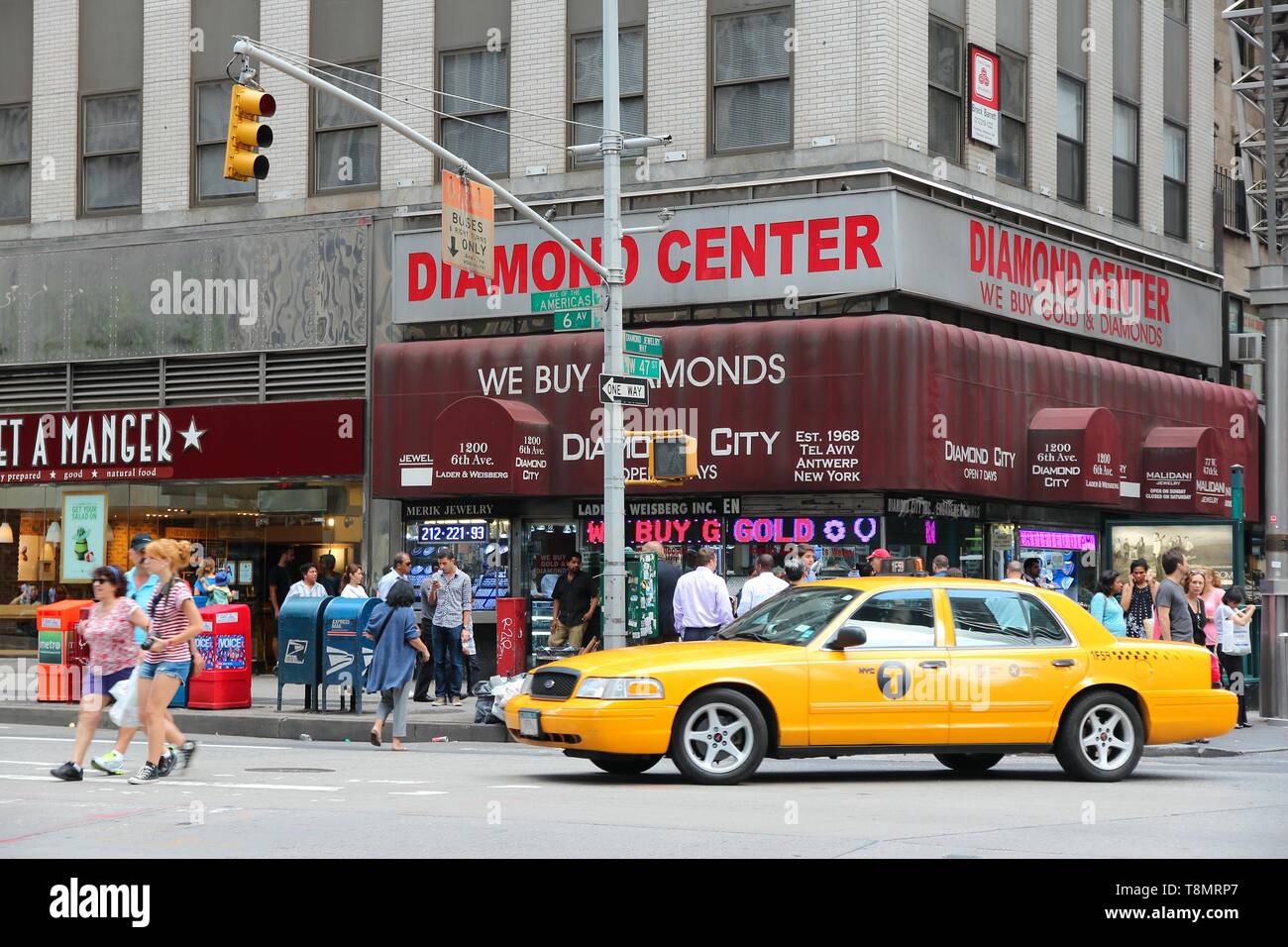 Diamond district hi-res stock photography and images - Alamy