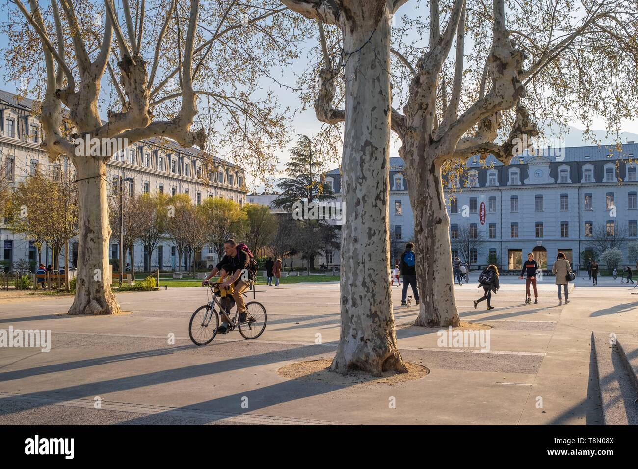 France, Isere, Grenoble, Ecodistrict of Bonne, Esplanade Alain le Ray ...