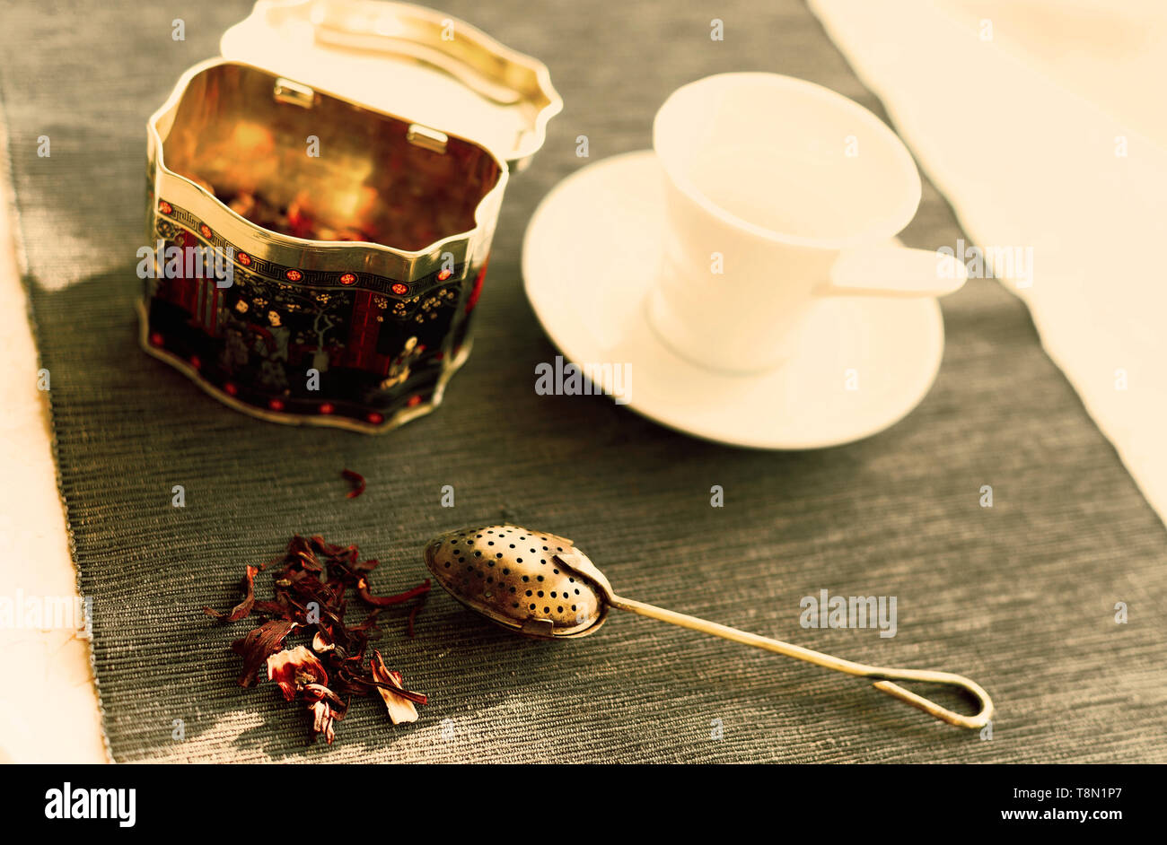 Morning still life hi-res stock photography and images - Alamy