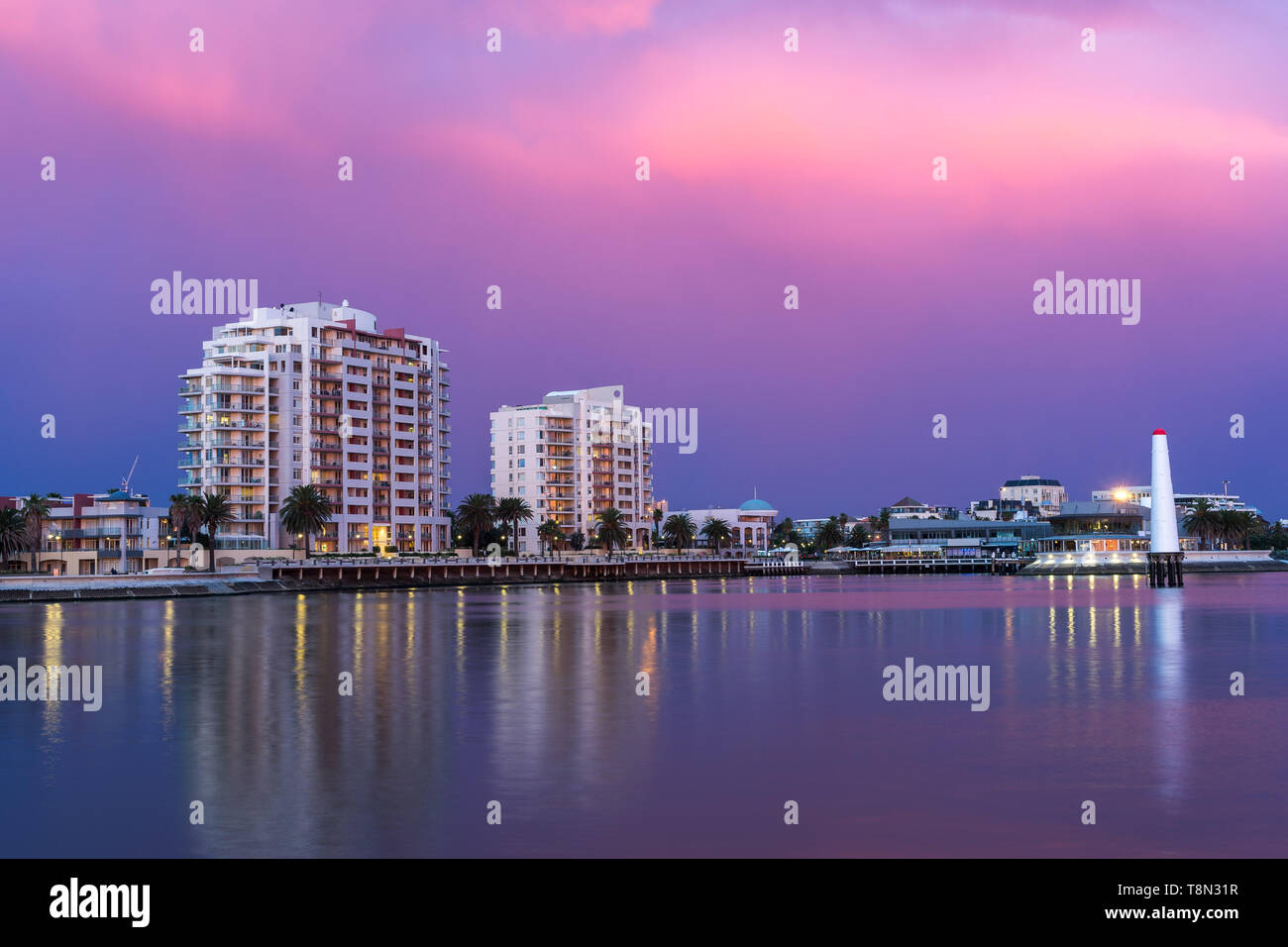 Port melbourne lighthouse hi-res stock photography and images - Alamy