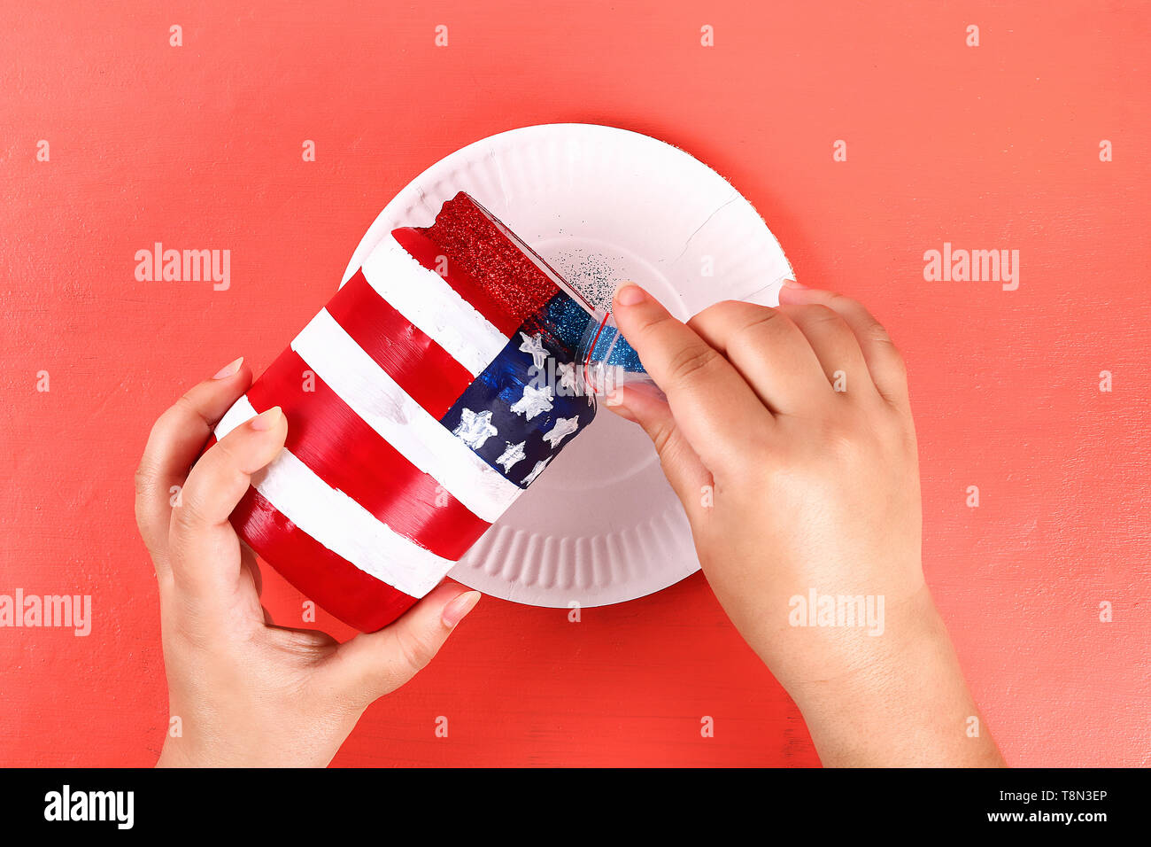 15 Diy vase 4th of July glass jar, paint, glitter, tape color American ...