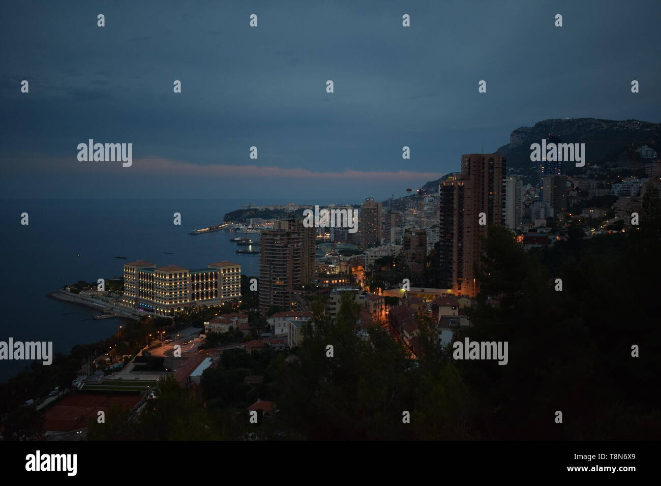 Monte carlo at night hi-res stock photography and images - Alamy
