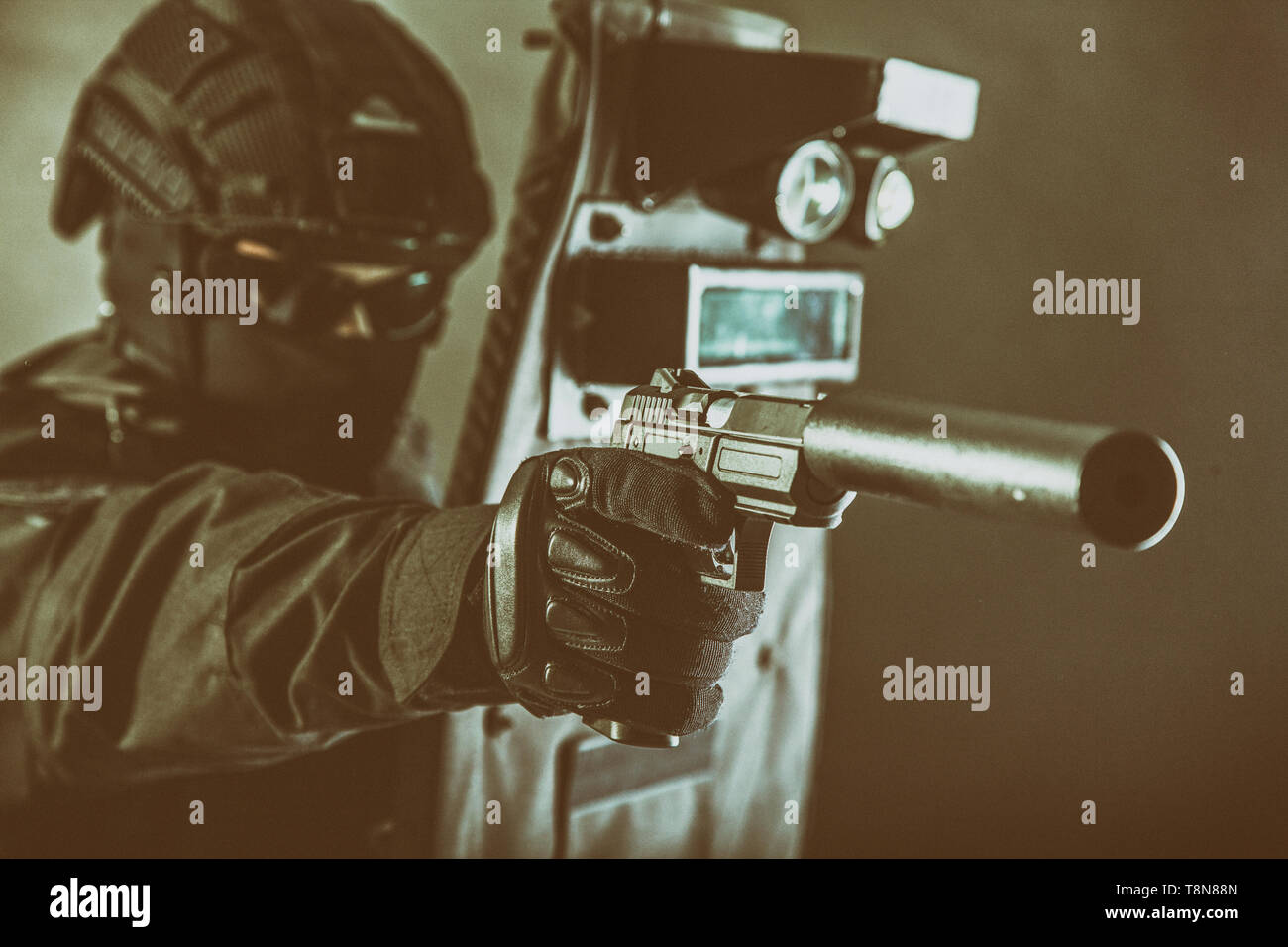 Tactical response team hi-res stock photography and images - Alamy