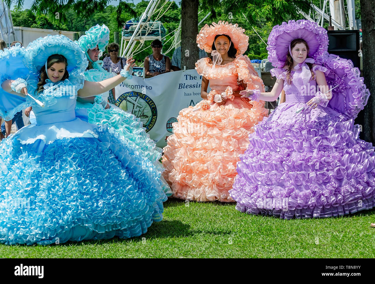 Azalea trail girls hi-res stock photography and images - Alamy