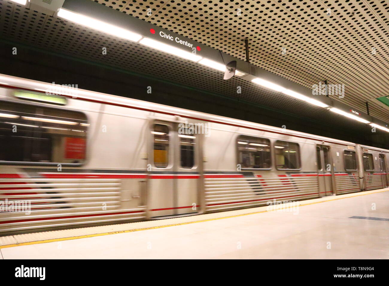 Los angeles metro rail, expo line hi-res stock photography and images ...
