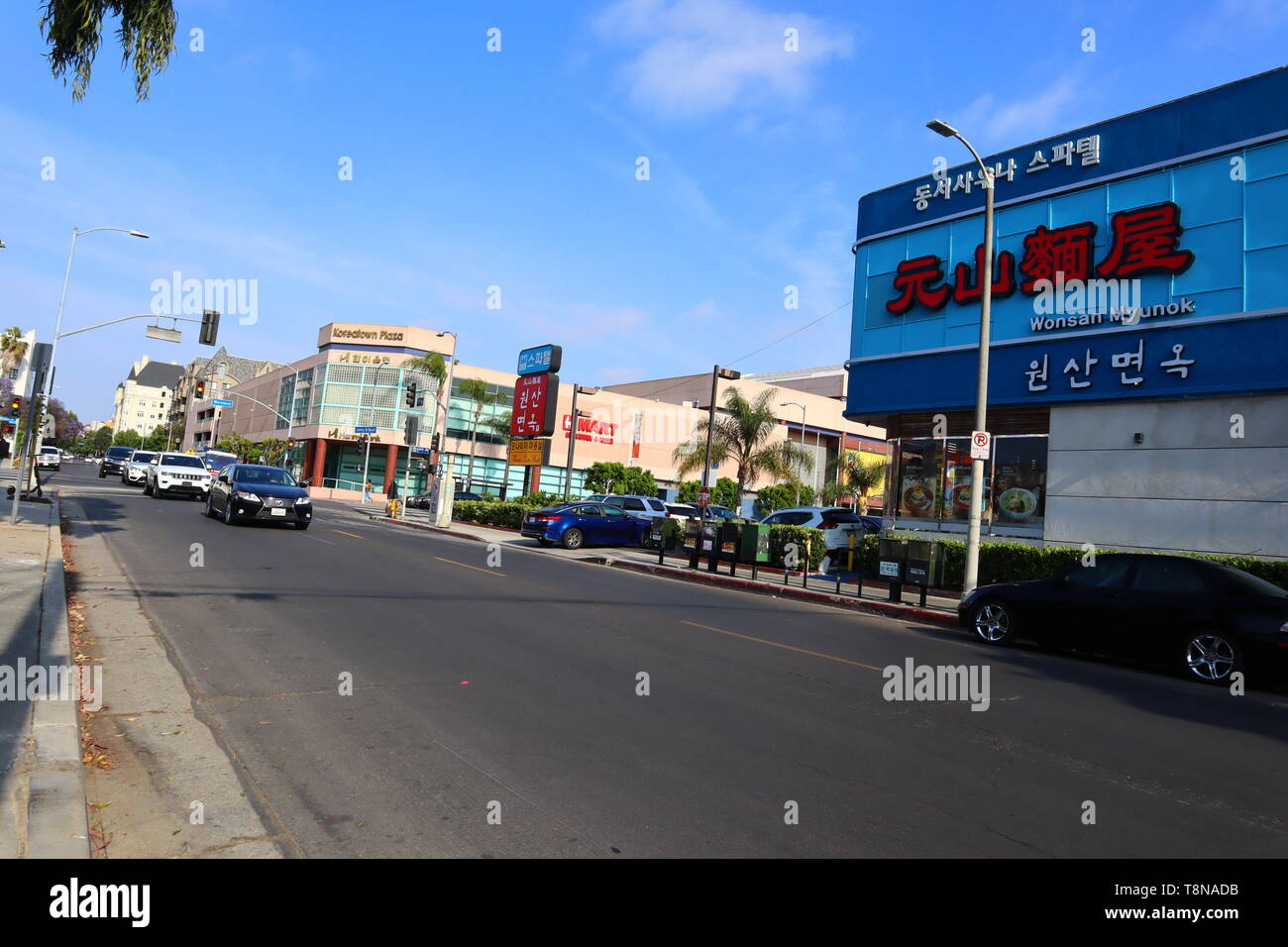 Koreatown los angeles koreatown plaza hi-res stock photography and ...