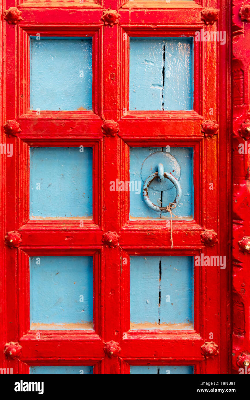 Varanasi door hi-res stock photography and images - Alamy