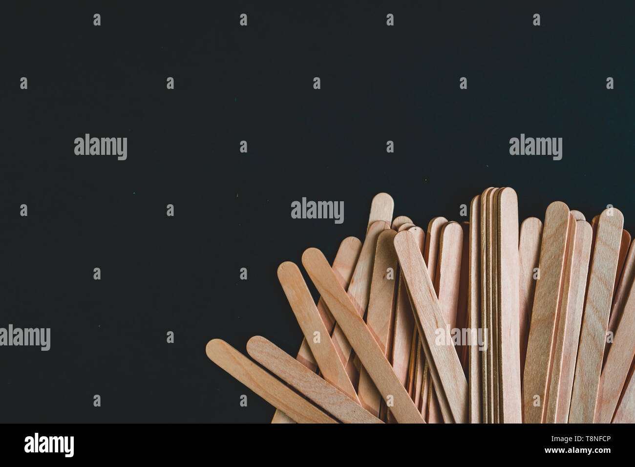 Wood stick horizontal hi-res stock photography and images - Alamy