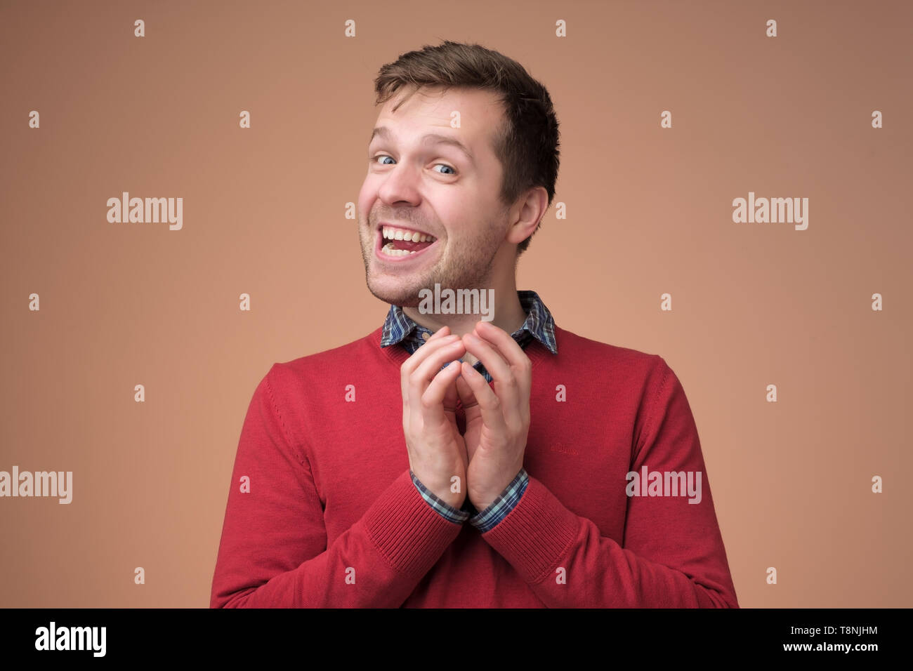 Male portrait smile curious hi-res stock photography and images - Alamy