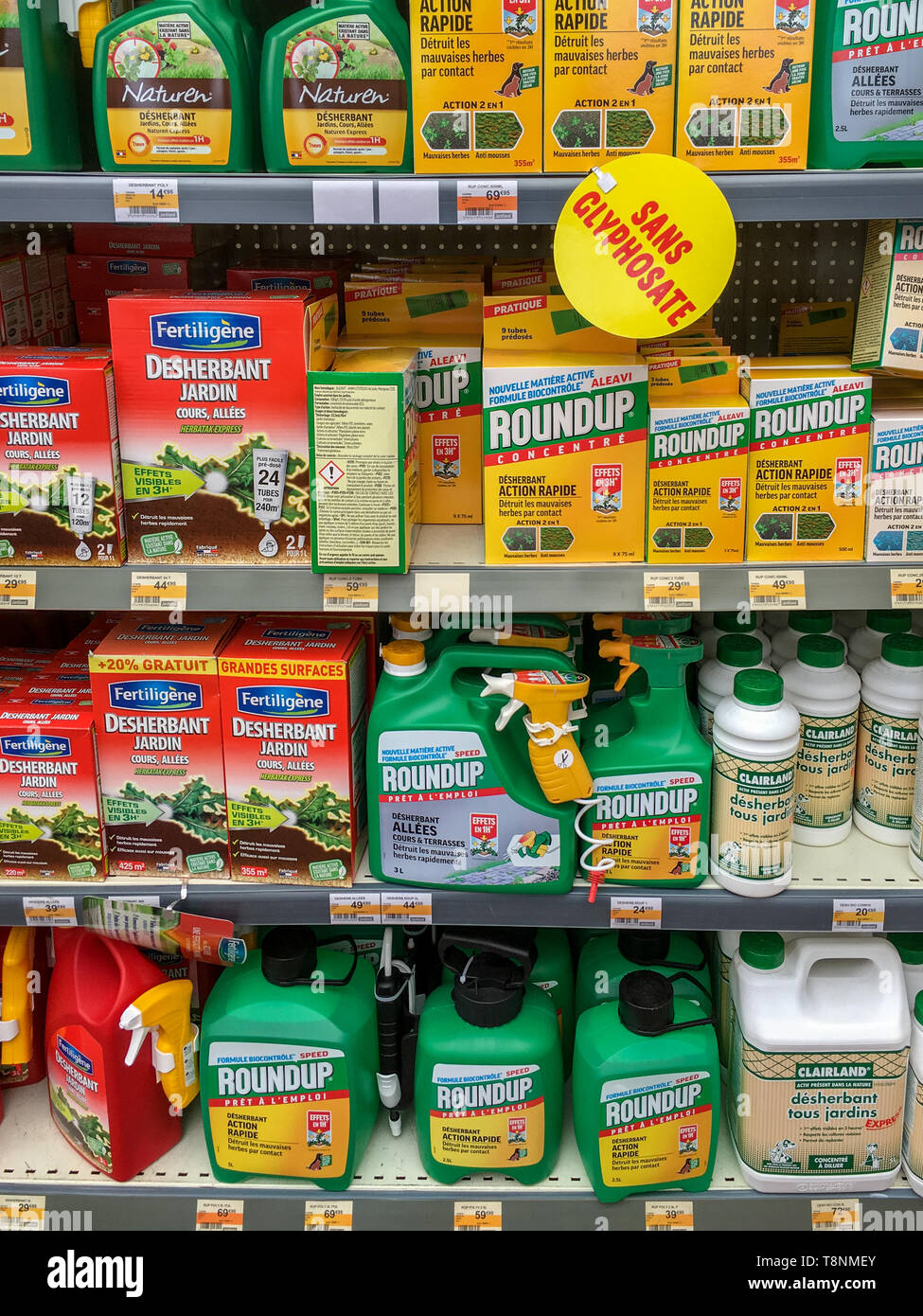 Pesticides Shop Stock Photos & Pesticides Shop Stock Images - Alamy