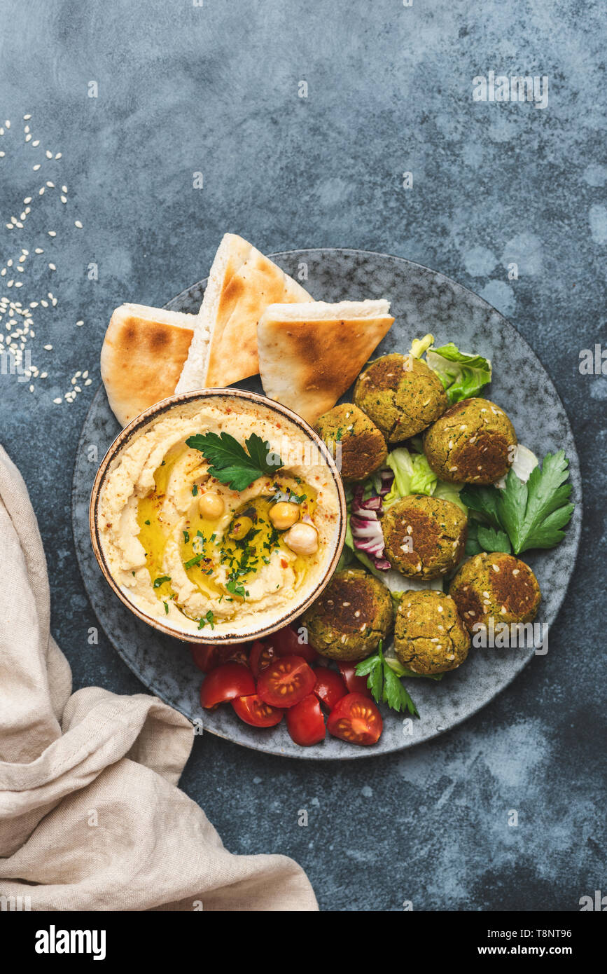 Egyptian food dinner hi-res stock photography and images - Alamy