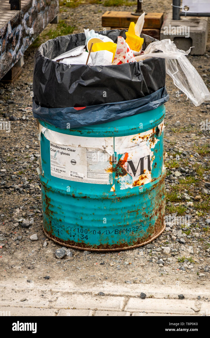 Garbage Can Stock Photos & Garbage Can Stock Images - Alamy