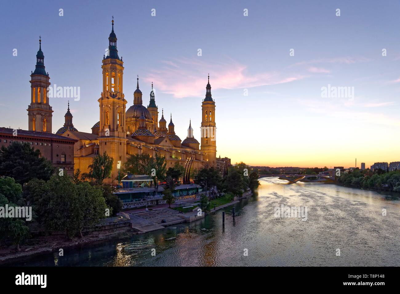 Spain, Aragon Region, Zaragoza Province, Zaragoza, Basilica de Nuestra ...