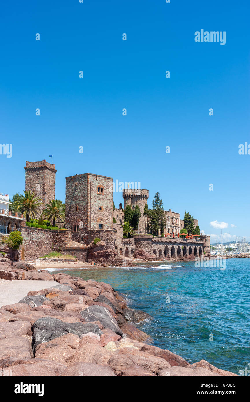 Chateau de la napoule hi-res stock photography and images - Alamy