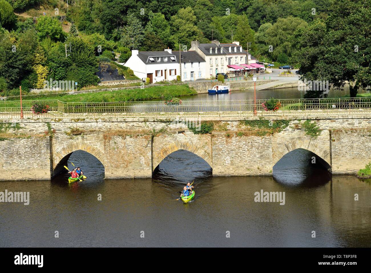 Chateauneuf du faou hi-res stock photography and images - Alamy
