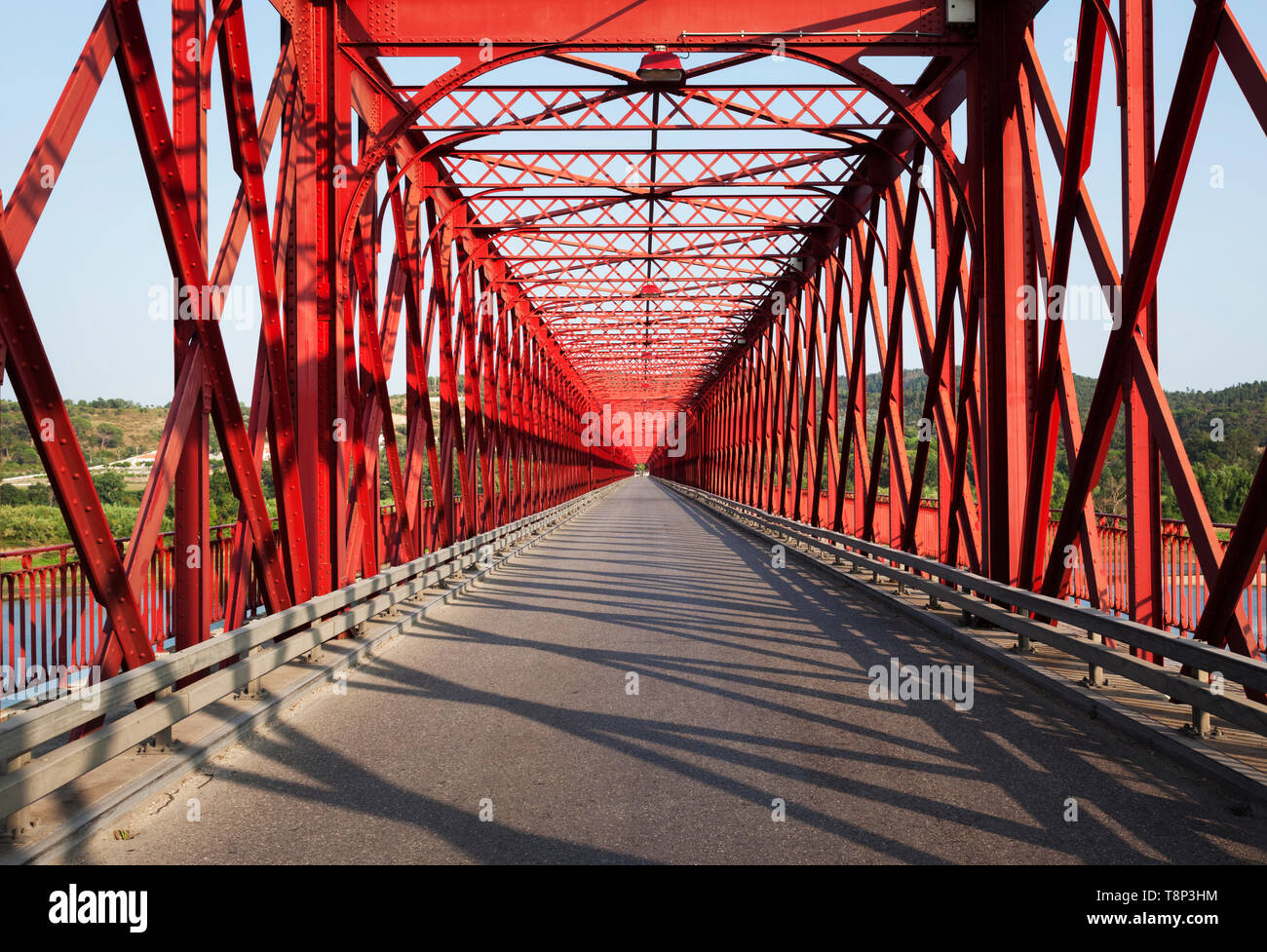 Ponte rainha dona amelia hi-res stock photography and images - Alamy