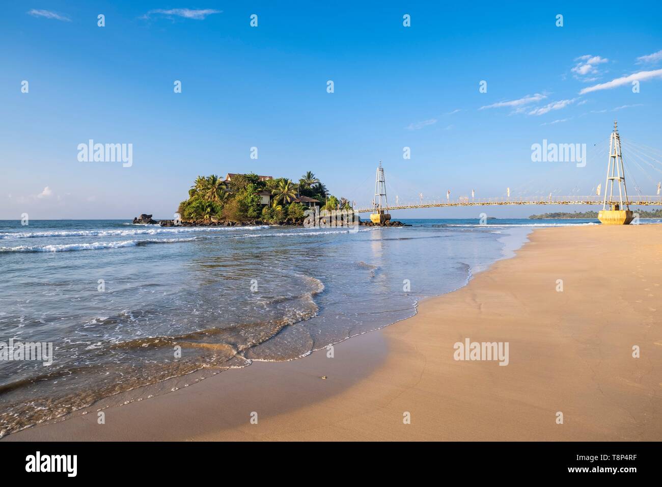 Sri Lanka, Southern province, Matara, Paravi Duwa temple on an Island ...